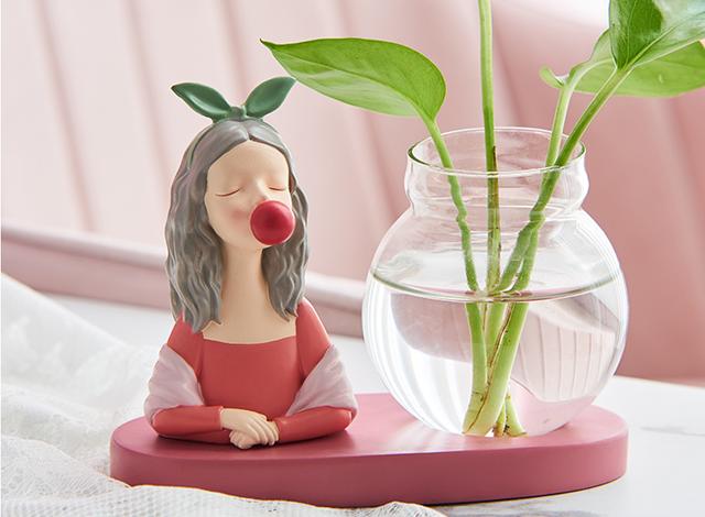 Explore Stylish Vases, Planters, Baskets & More – Floral Supplies Store